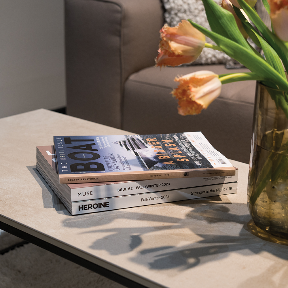 Coffee Table Magazines